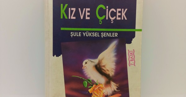 KIZ VE ÇİÇEK